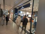 Tom Tailor (Mihajla Pupina Boulevard No:4), giyim mağazası  Belgrad'dan