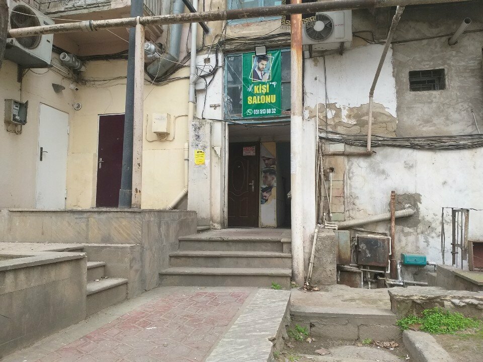 Berberler Kişi Salonu, Bakü, foto