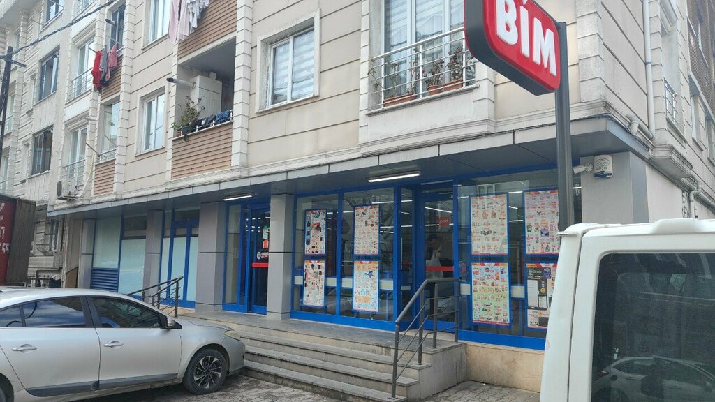 Süpermarket Bim, İstanbul, foto