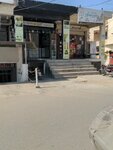 White way dry cleaners (Province of Punjab, Lahore, Johar Town, Johar Town Block B-2, Muqaddas Street), çamaşırhaneler  Lahor'dan