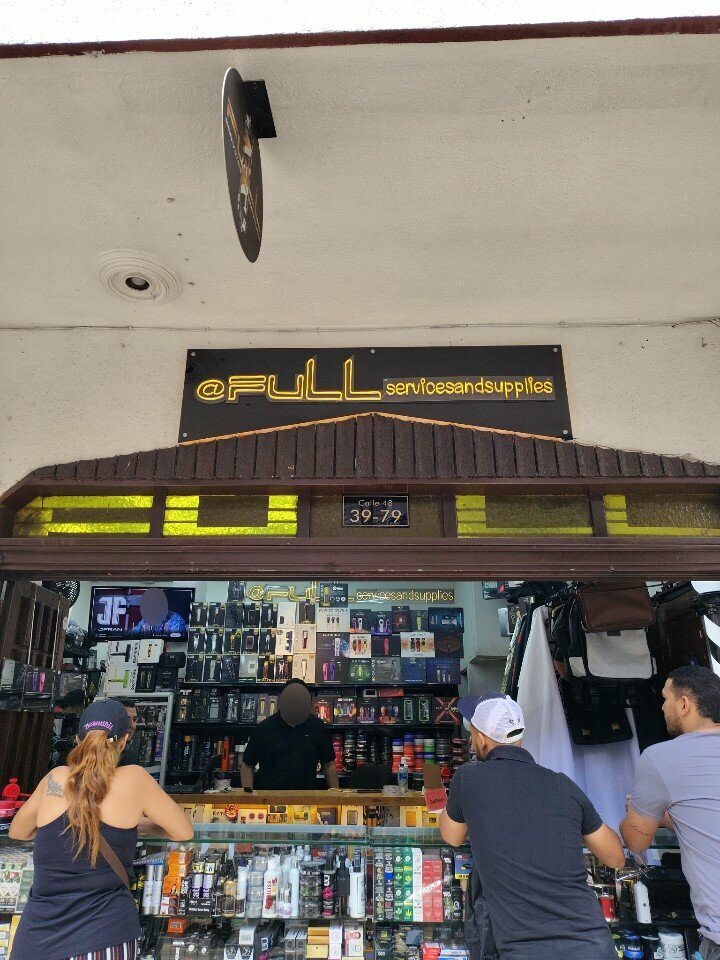 Kuaförler Full service and supplies, Medellin, foto