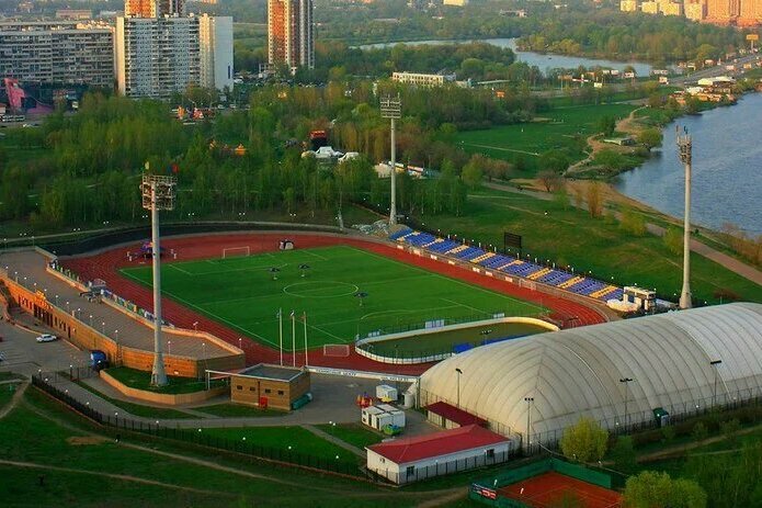 Tenis kortu Теннис СпортВсегда Янтарь, Moskova, foto