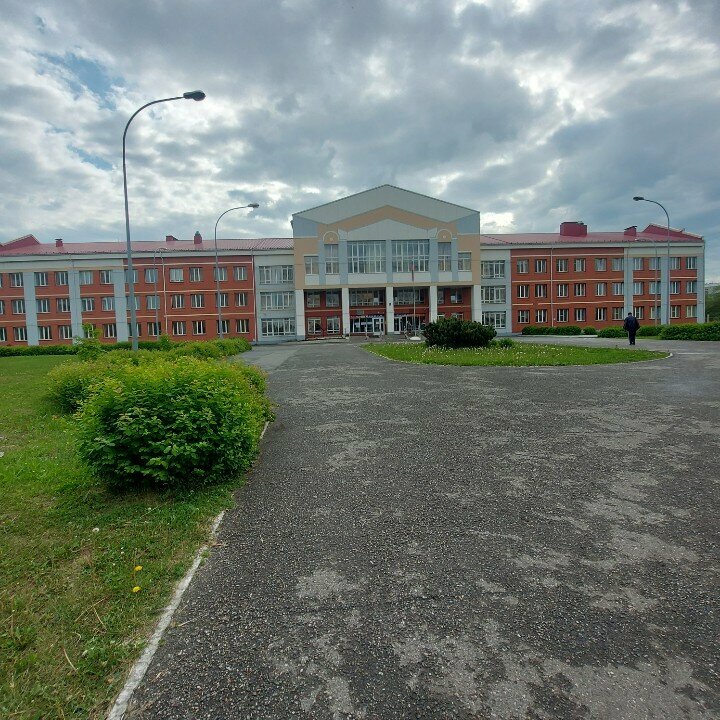 Ortaokul Srednyy obscheobrasovatelnaya Shkola № 110, Novokuznetsk, foto