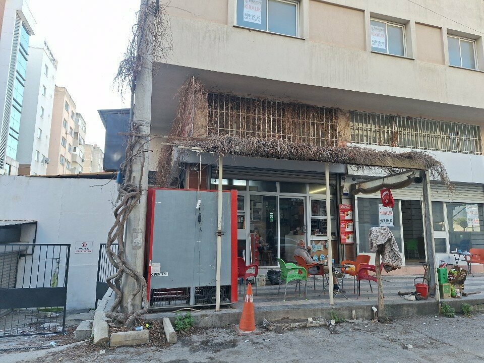 Market Arslan Büfe, İzmir, foto