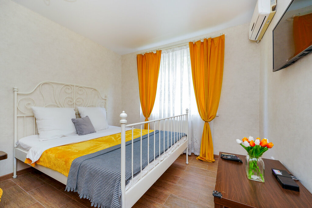 Kısa süreli konaklama Шикарные апартаменты у парка Галицкого 5, Krasnodar, foto