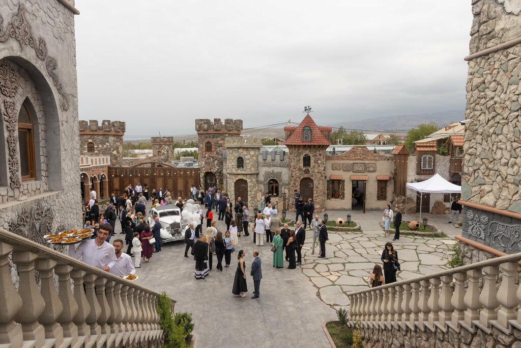 Düğün, toplantı salonu Voskevaz Winery Banquet Hall, Aragatsotn, foto