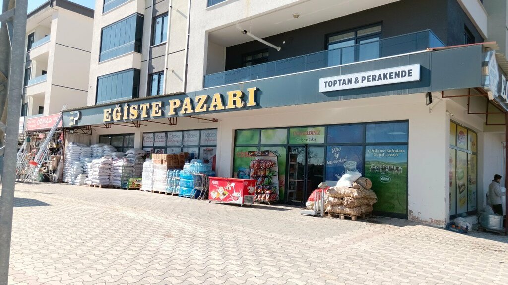 Market Eğiste Pazarı, Konya, foto