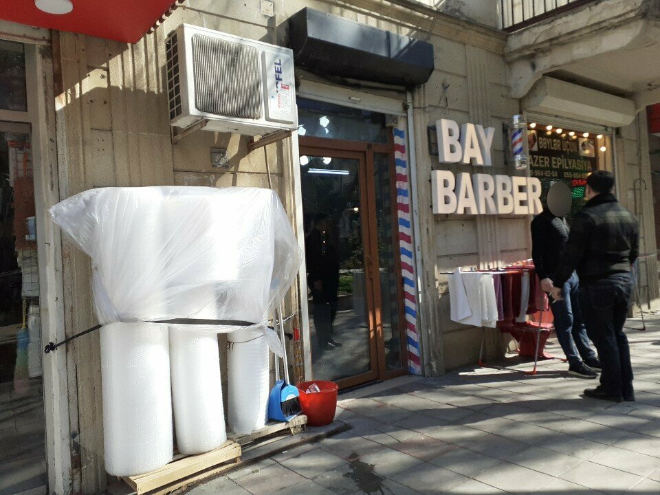 Dövmeciler Bay Barber, Bakü, foto