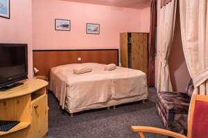 Hotel Pangea (Pardubický kraj, Usti nad Orlici, Na Baste), otel  Telc'ten