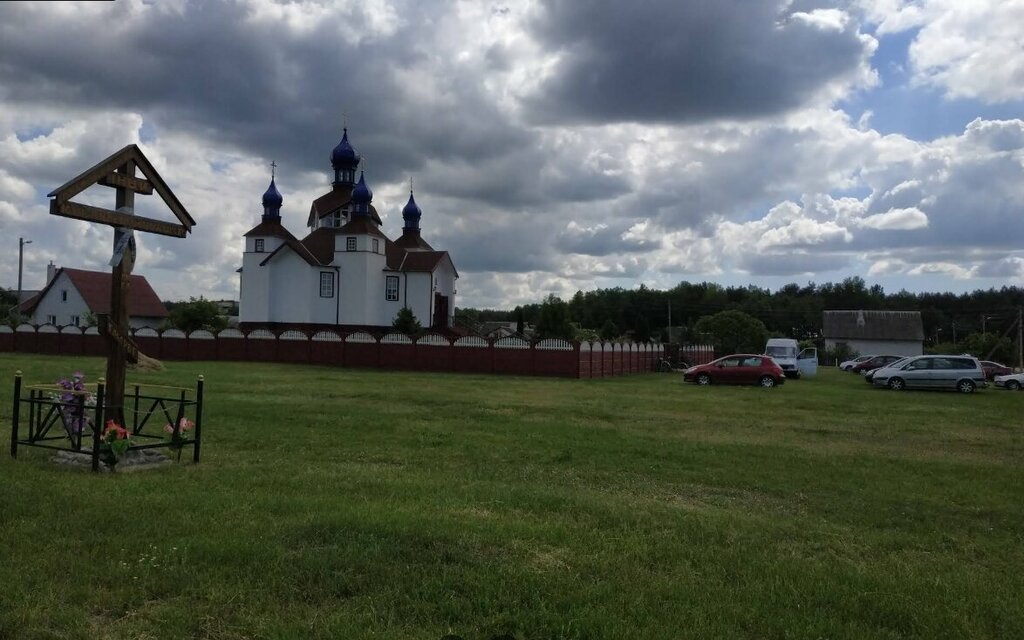 Ortodoks kiliseleri Церковь Апостола Луки, Brestskaya oblastı, foto