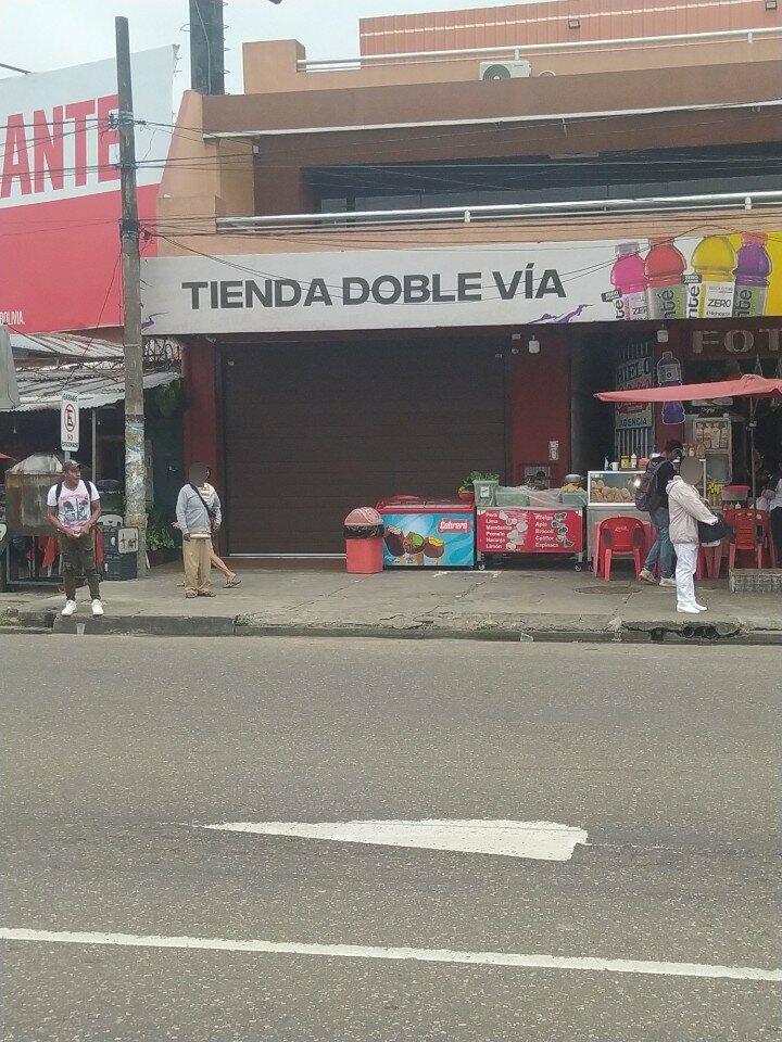 Büyük mağazalar Doble VIA, Santa‑Krus, foto