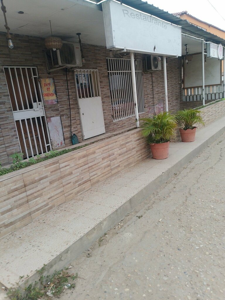 Kafe Ec, Loanda, foto