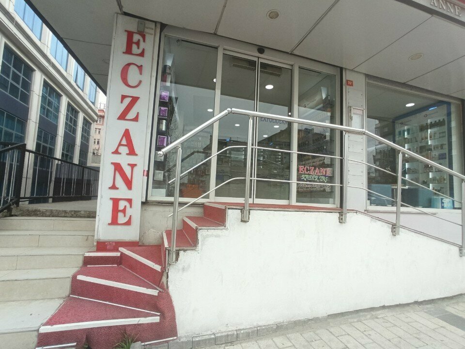 Eczaneler Eczane Kadir Taş, İstanbul, foto