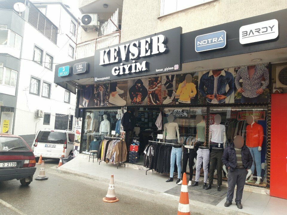 Giyim mağazası Kevser Giyim, İzmir, foto