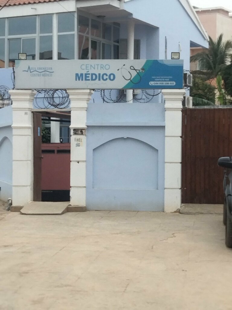 Tıp merkezleri ve klinikler Centro Médico Azul Ebenezer, Loanda, foto