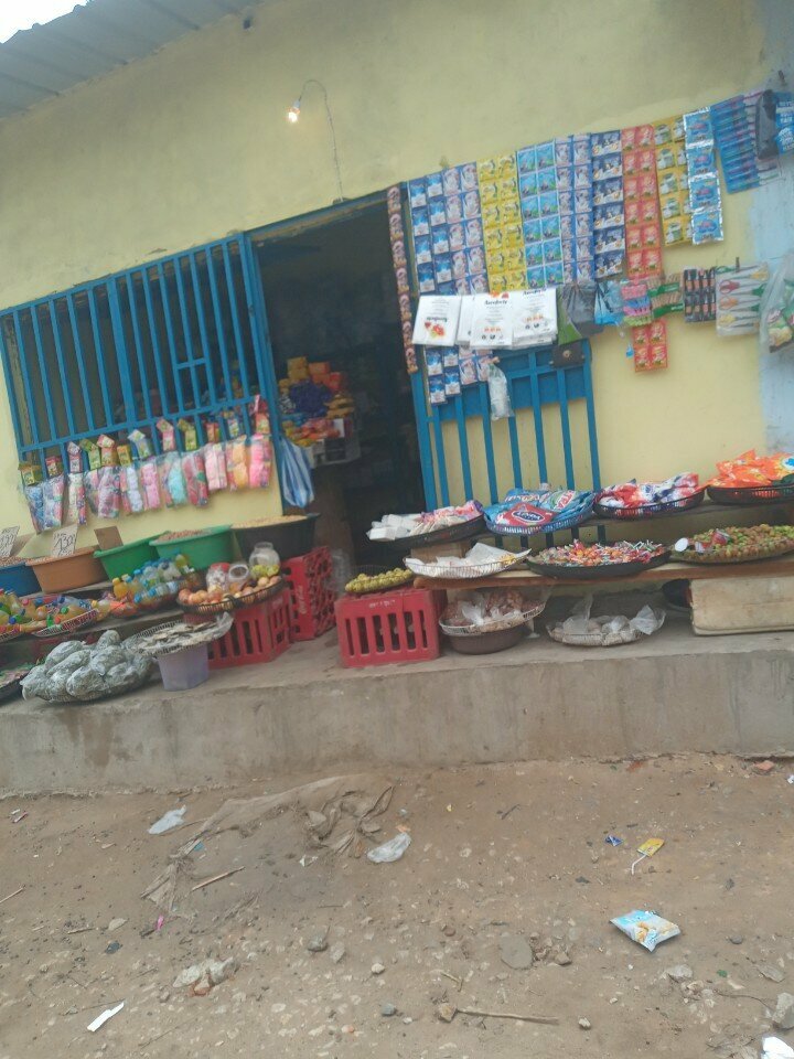 Market Cantina, Loanda, foto
