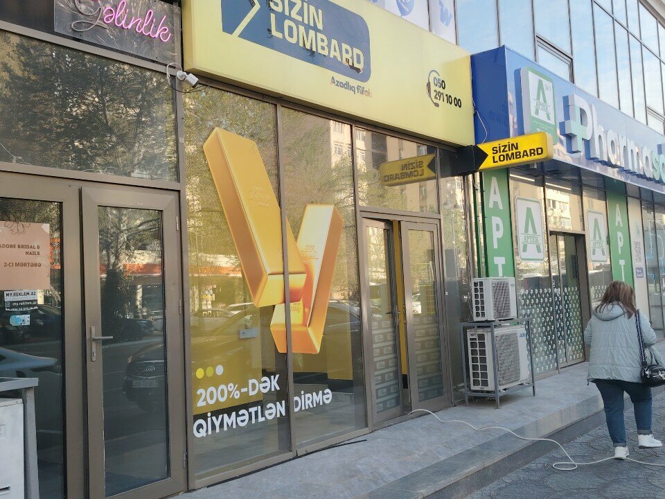Rehincilik Sizin lombard, Bakü, foto