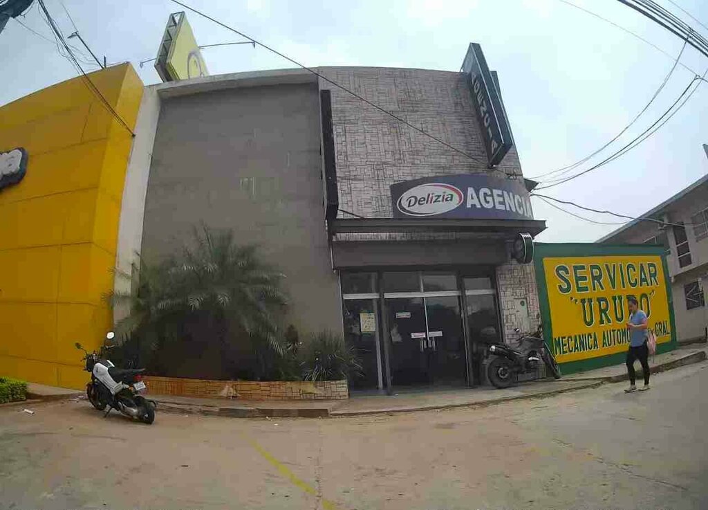 Süpermarket Bodega Pil - Equipetrol Sc, Santa‑Krus, foto