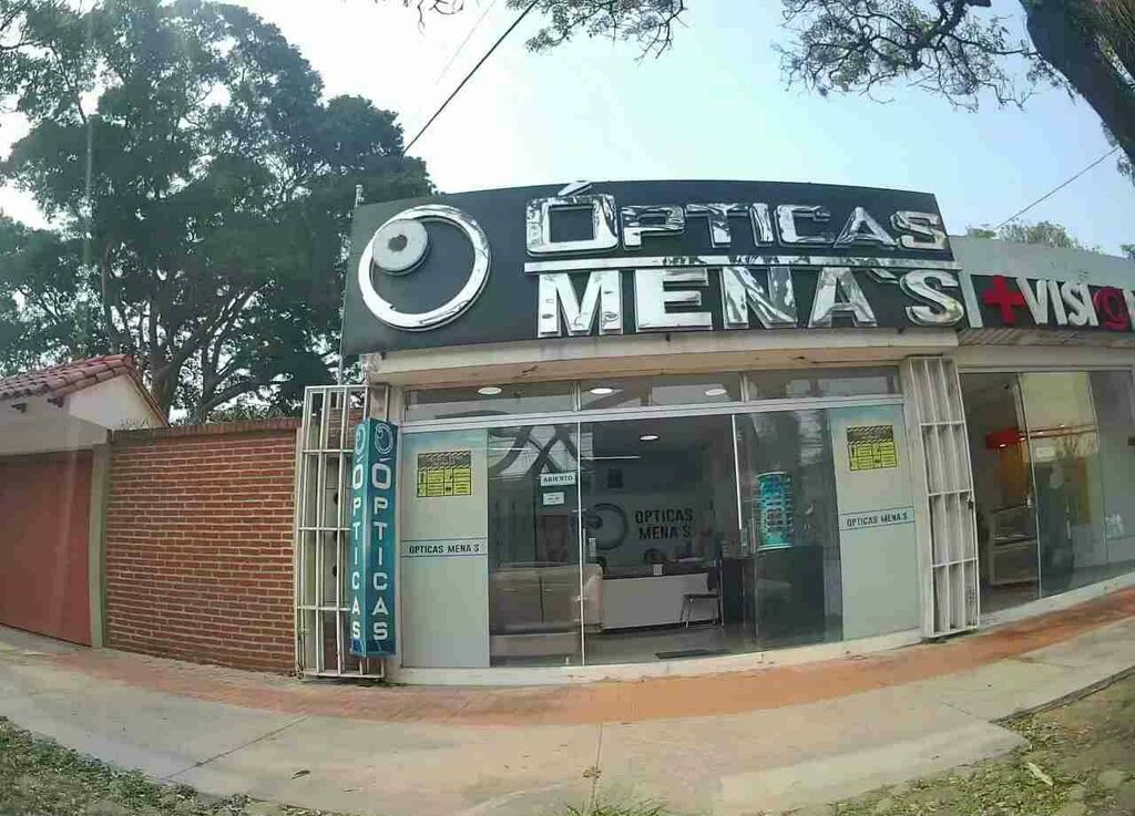 Optik Ópticas Mena's, Santa‑Krus, foto