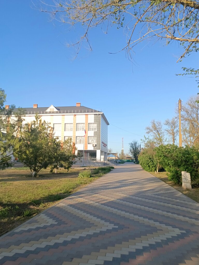 Ortaokul Ustinova Bulgan Anatolyevna, Kalmukya, foto