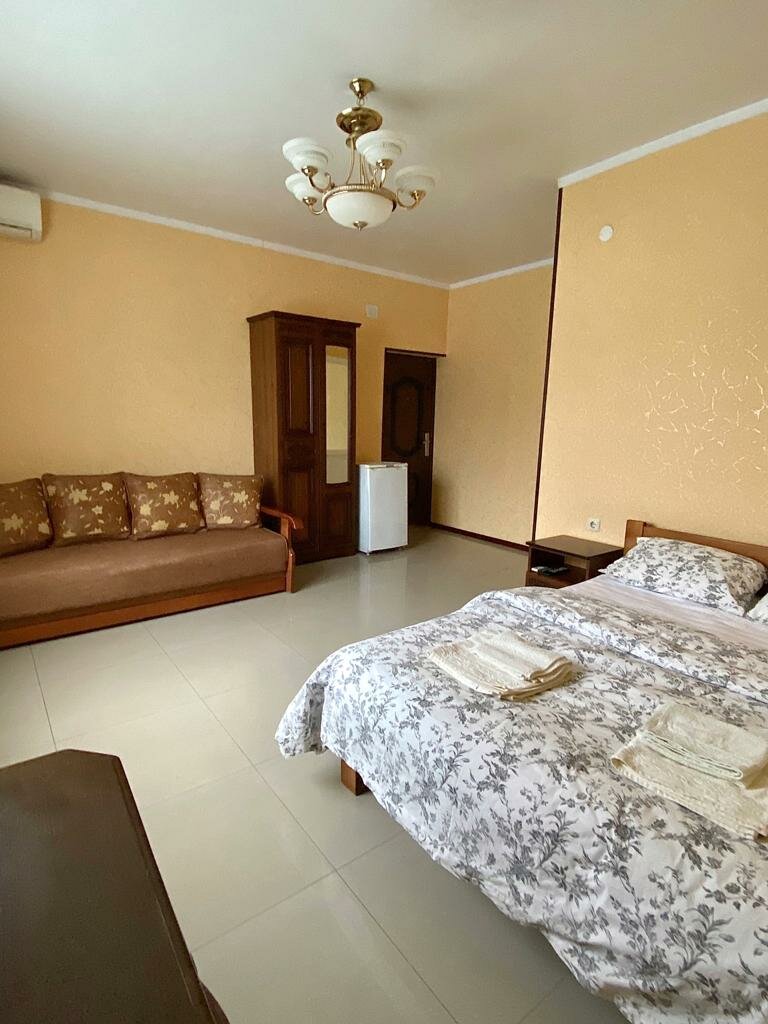 Kısa süreli konaklama Apartamenty Taunhaus v Lazarevskom, Soçi, foto