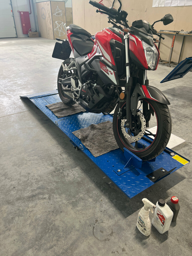 Motosiklet satışı Rolling Moto, Adıge Cumhuriyeti, foto