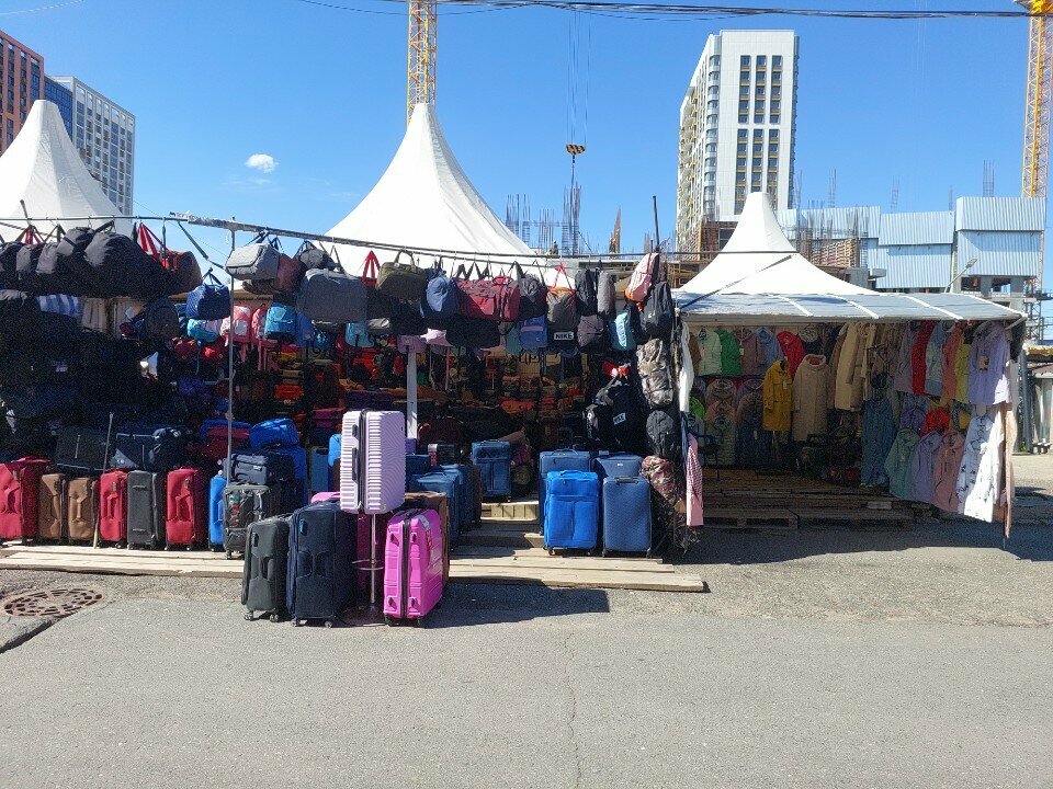Ayakkabı mağazaları Ярмарка одежды и сумок, Perm, foto