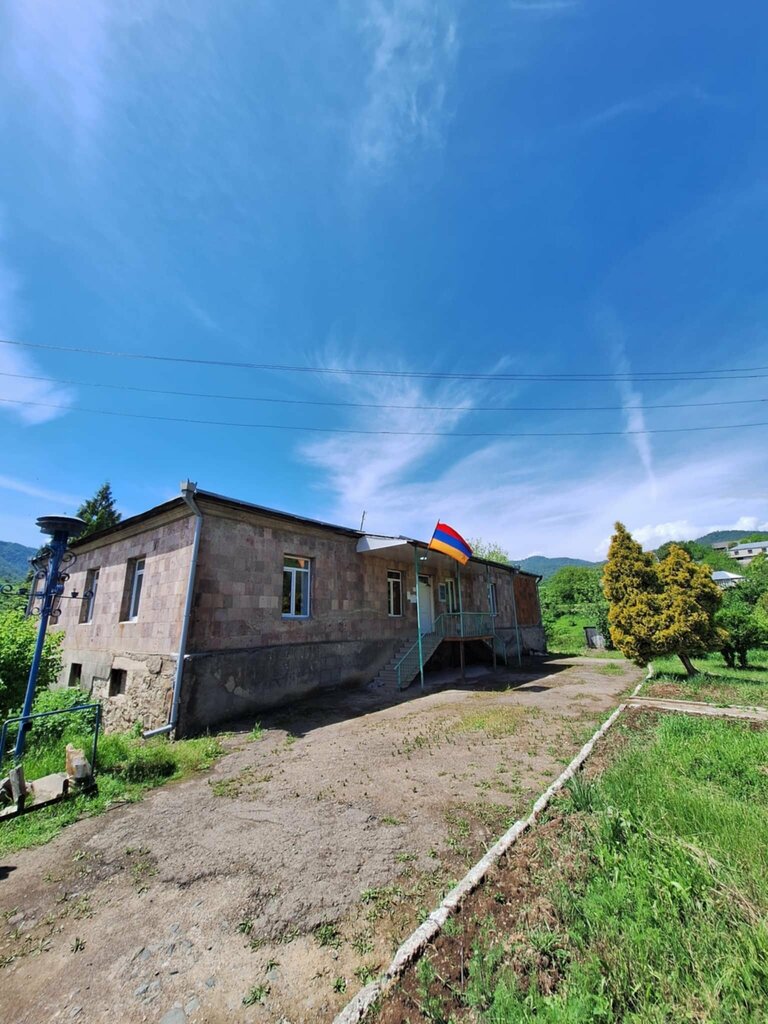 Belediyeler, devlet daireleri Municipality, Tavuş, foto