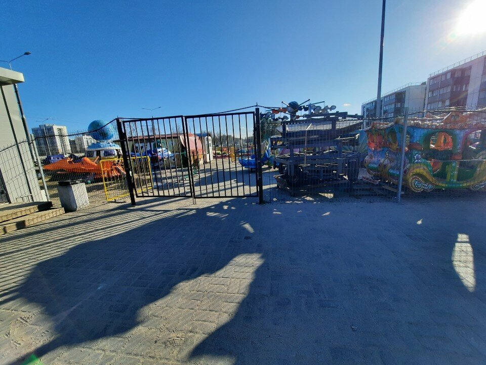 Lunapark Парк аттракционов, Petrozavodsk, foto