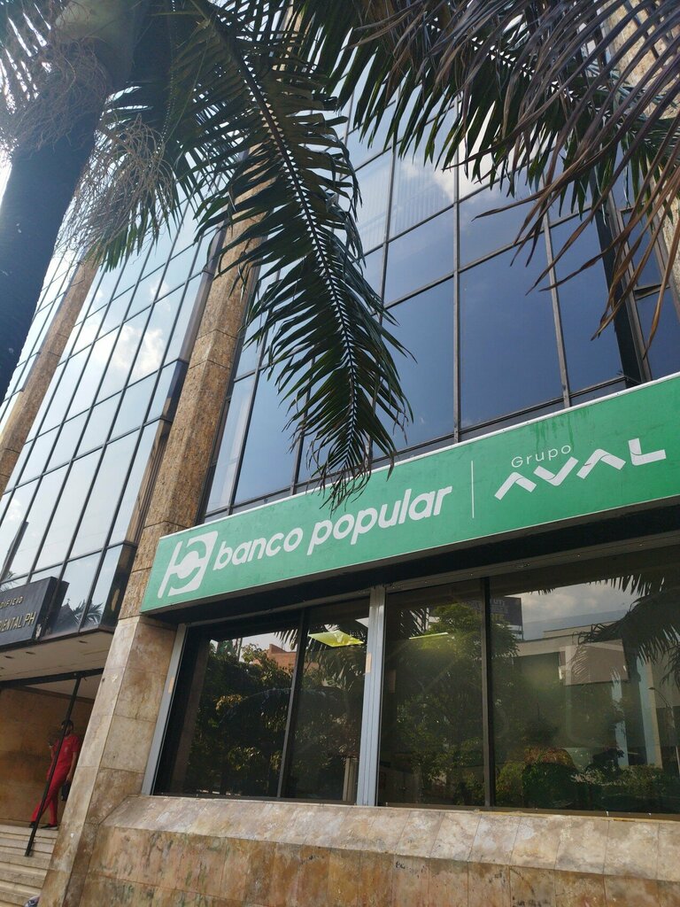 Banka Banco Popular - La Playa, Medellin, foto
