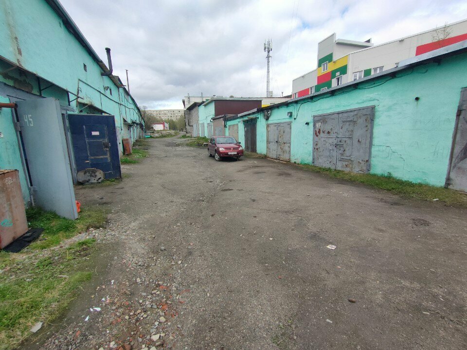Garajlar ГК № 303А, Murmansk, foto