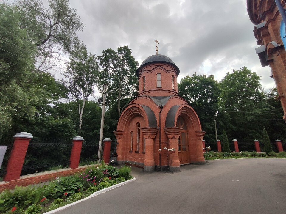 Ortodoks kiliseleri Димитриевский храм-усыпальница, Penza, foto