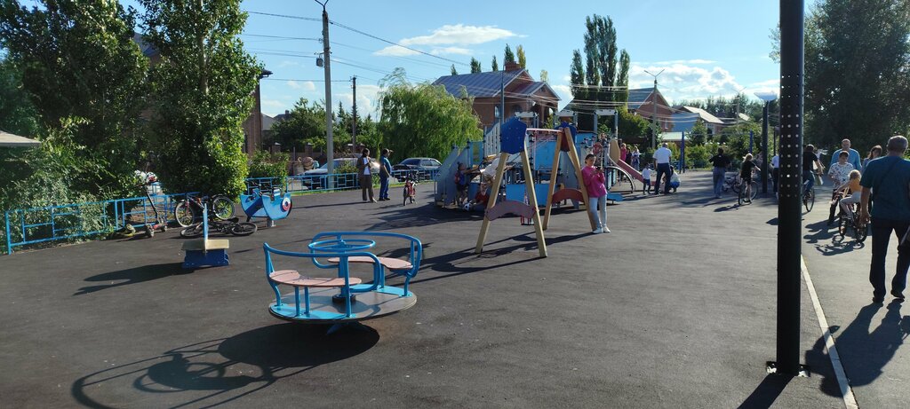 Oyun alanı Playground, Orenburgskaya oblastı, foto
