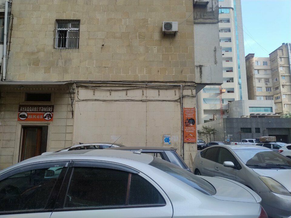 Ayakkabı tamiri Ayaqqabı təmiri, Bakü, foto