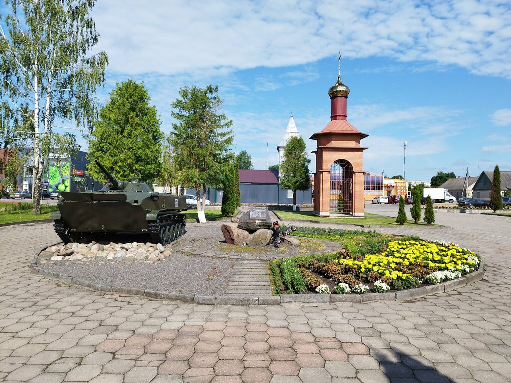 Anıt, heykel Памятник воинам-афганцам, Miory, foto