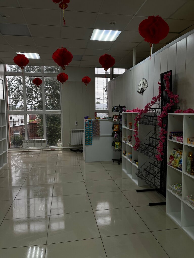 Asya ürünleri mağazası Новый восток, Verhoturye, foto