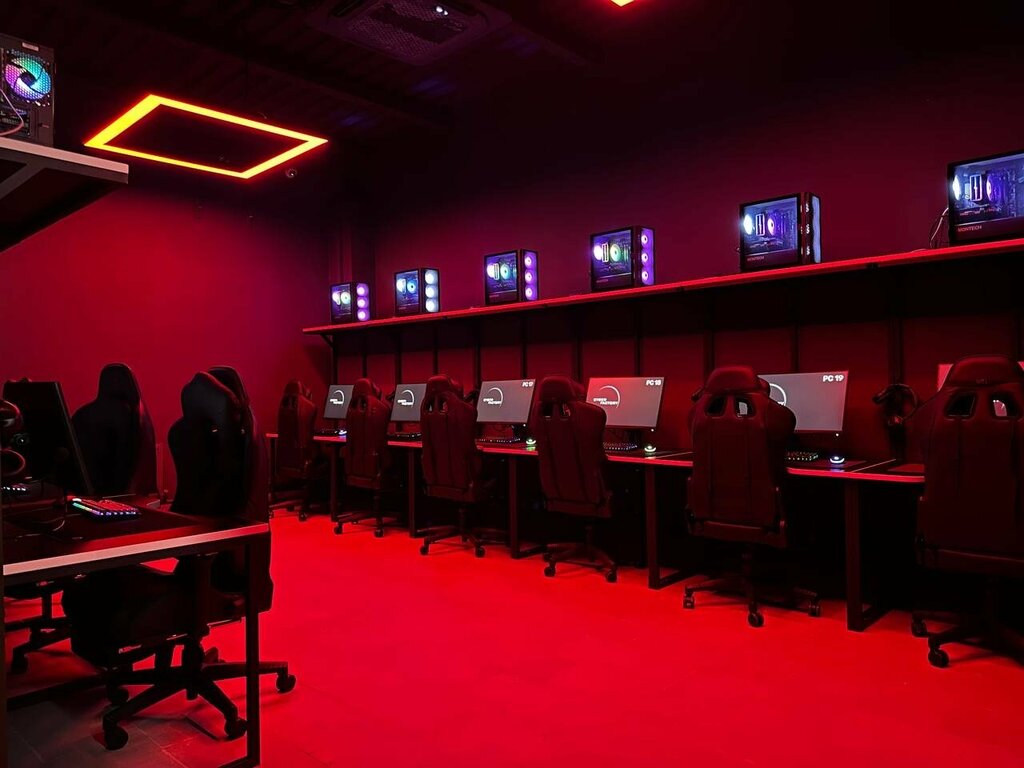 Bilgisayar kulübü Cyber Factory, Vladimir, foto