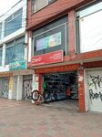 Claro Mundial de accesorios (Bogotá, Calle 72 Avenue, 77A-69), otomobil servisi