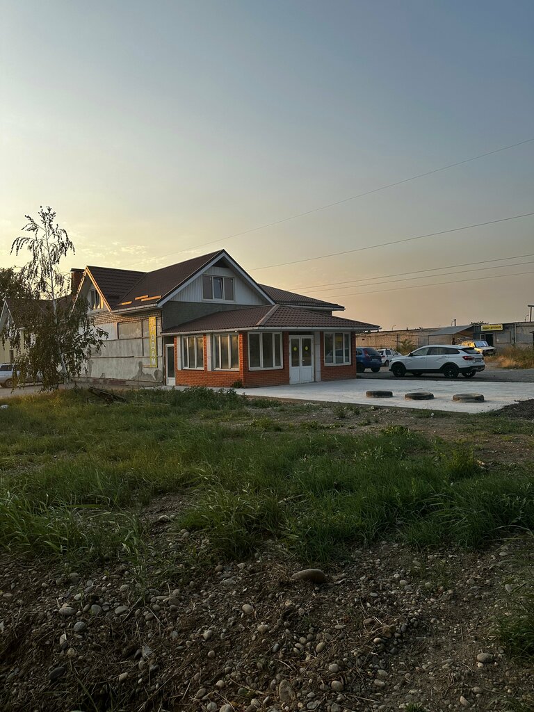 Otomobil yedek parçaları Гараж, Nevinnomissk, foto