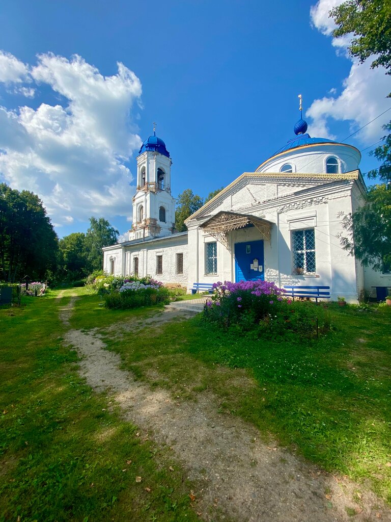 Ortodoks kiliseleri Tserkov Ikony Bozhiyey Materi Bogolyubskaya V Velikom, Yaroslavskaya oblastı, foto
