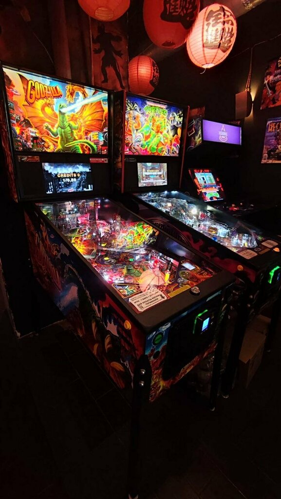 Kahve otomatı Пинбол Godzilla Premium, Saint‑Petersburg, foto