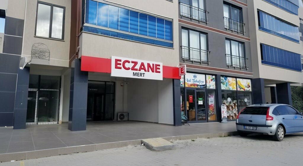 Eczaneler Mert Eczanesi, Bursa, foto