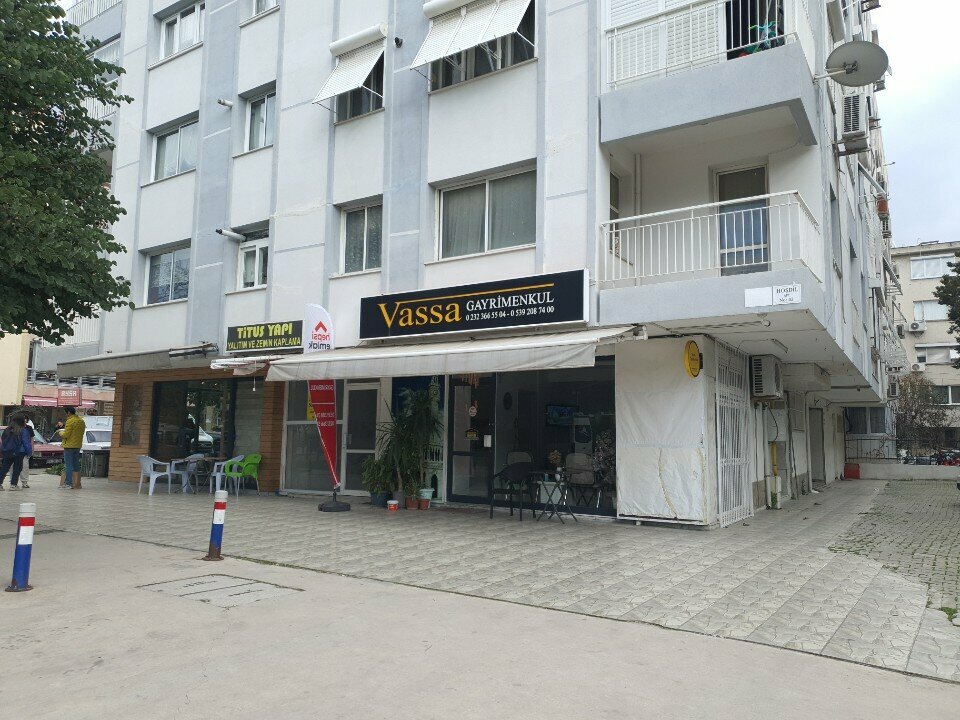 Emlak ofisi Vassa Gayrimenkul, İzmir, foto