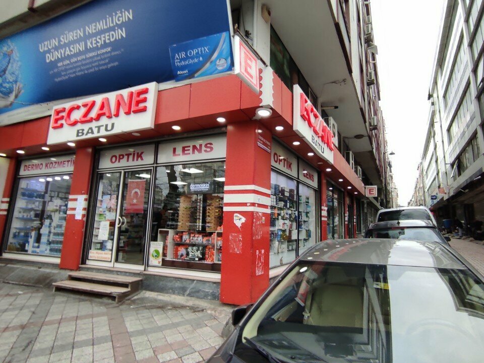 Eczaneler Batu Eczanesi, İstanbul, foto
