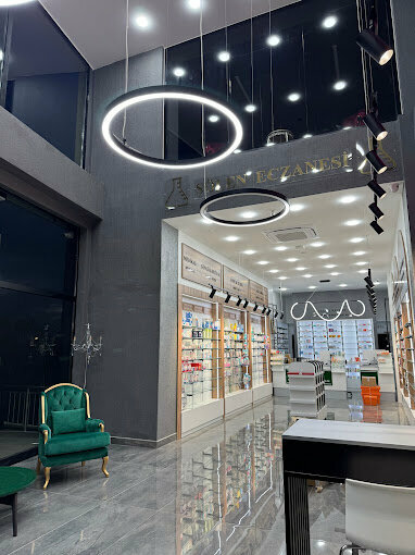 Eczaneler Şölen Eczanesi, İstanbul, foto