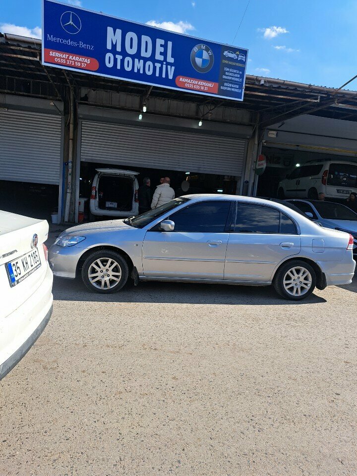 Oto kaporta Model Otomotiv, İzmir, foto