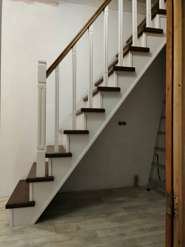 Merdiven ve korkuluklar Lestnicy mechty, Nijegorodskaya oblastı, foto