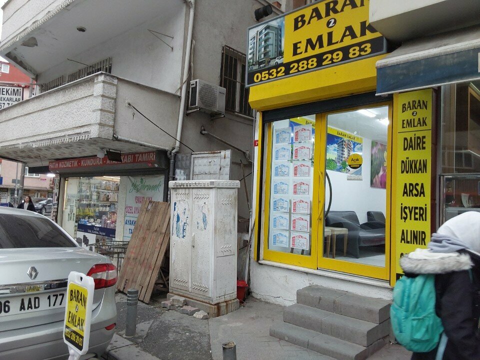 Emlak ofisi Baran Emlak 2, İstanbul, foto