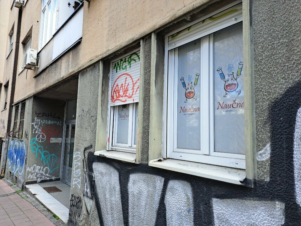 Sanat okulları Naučna kuhinjica, Belgrad, foto