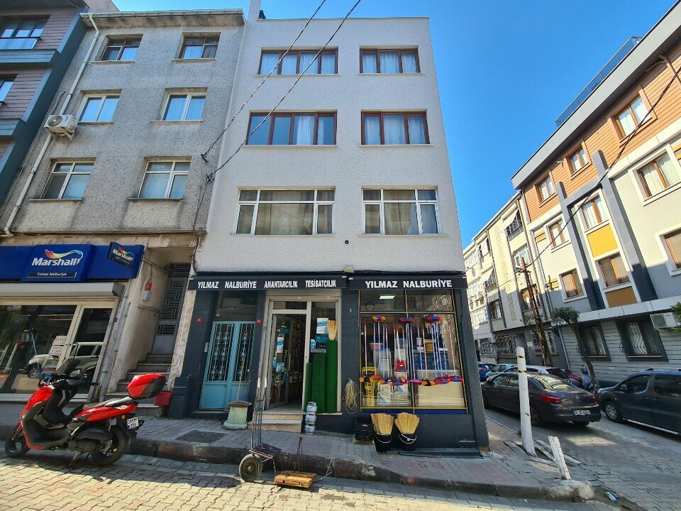 Yapı mağazası Yılmaz Nalburiye, İstanbul, foto